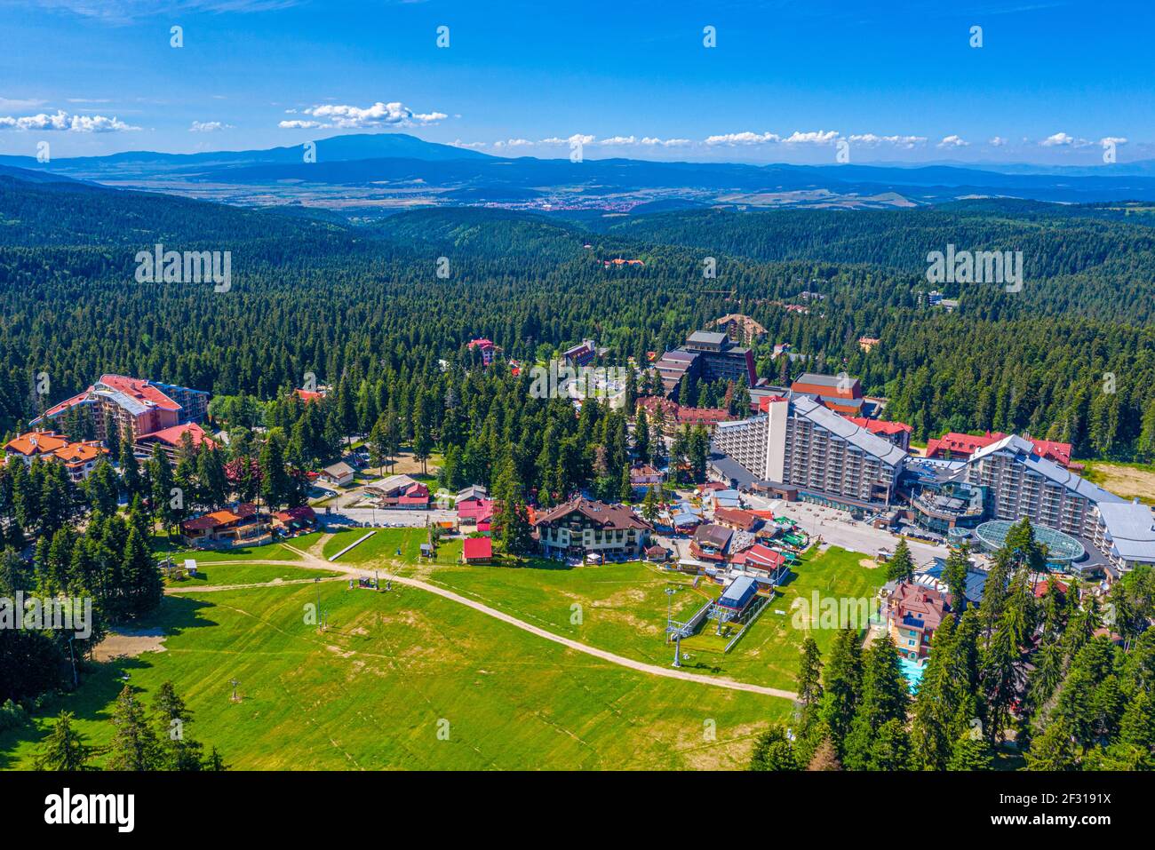 Borovets ski resort hi-res stock photography and images - Alamy