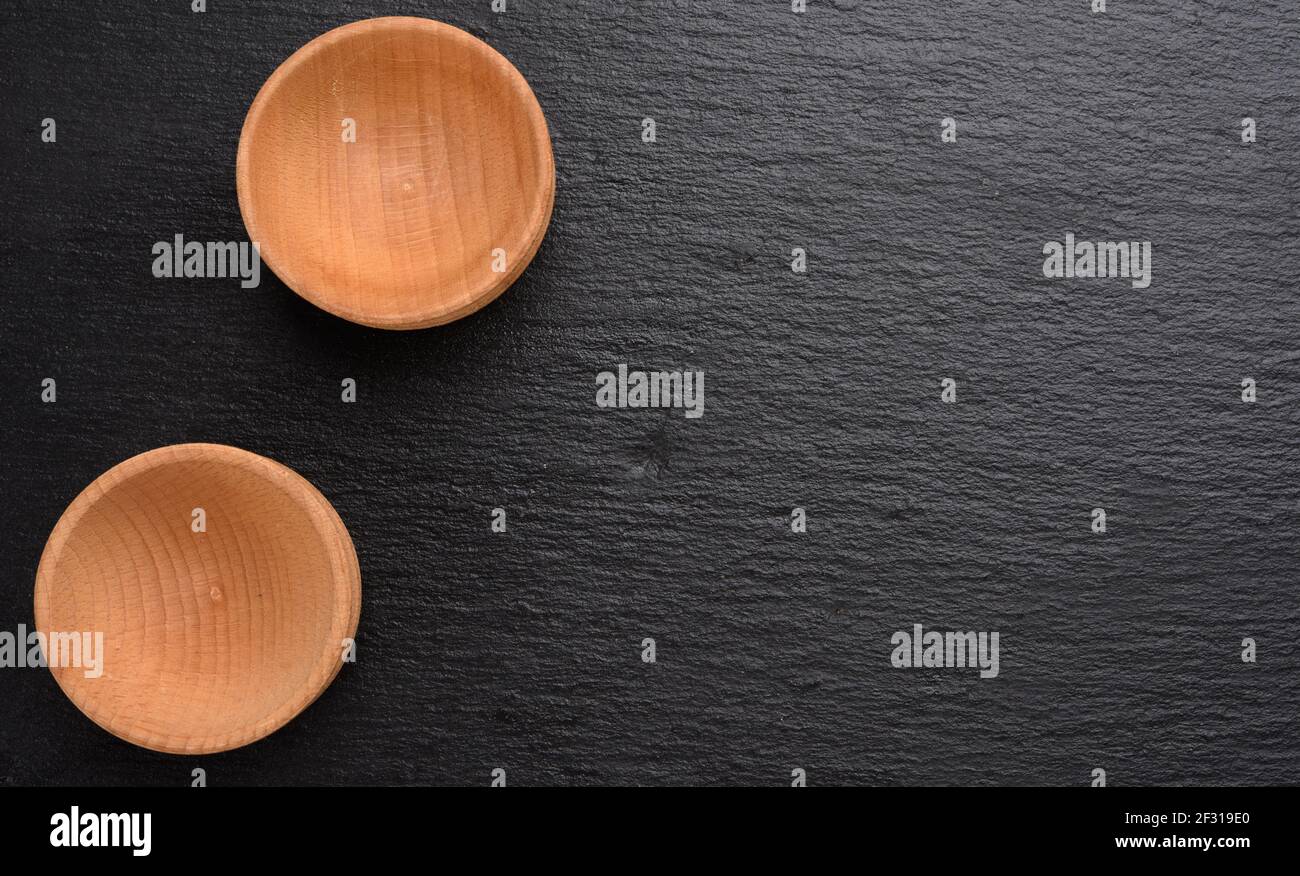 Two small plates hi-res stock photography and images - Alamy