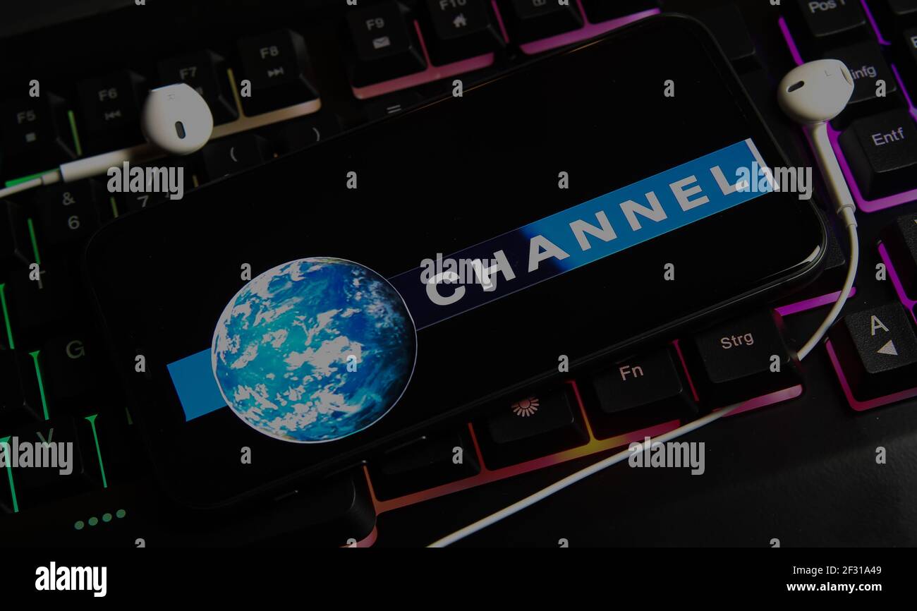 Illum logo hi-res stock photography and images - Alamy