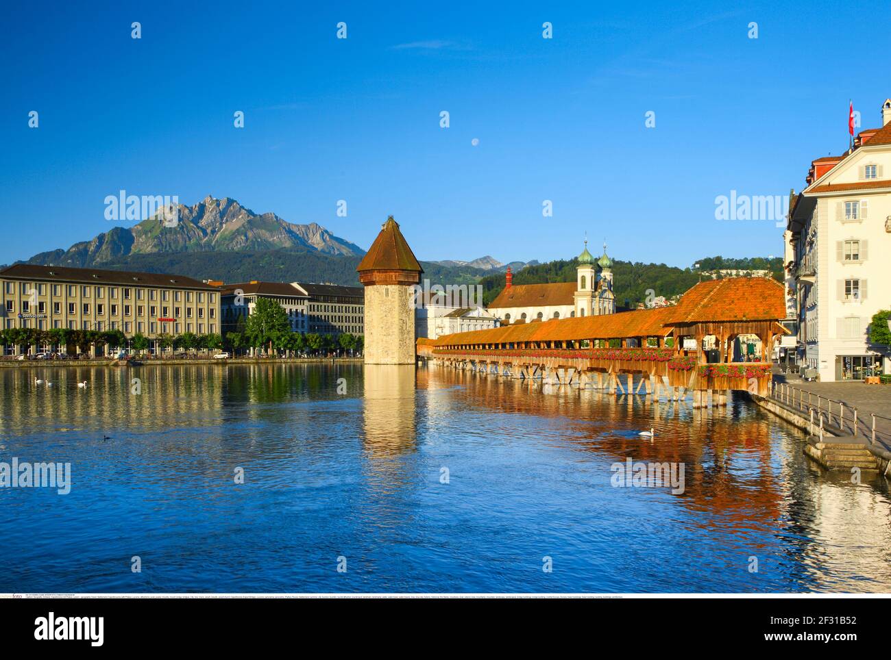 Kapellbrucke Kapell Bridge High Resolution Stock Photography and Images ...