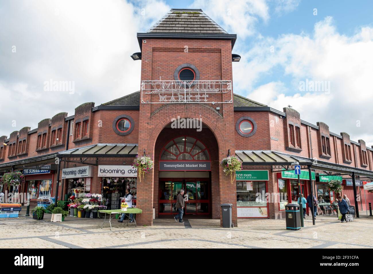 Oldham Town Centre. PIC shows Tommyfield Market Hall Stock Photo - Alamy