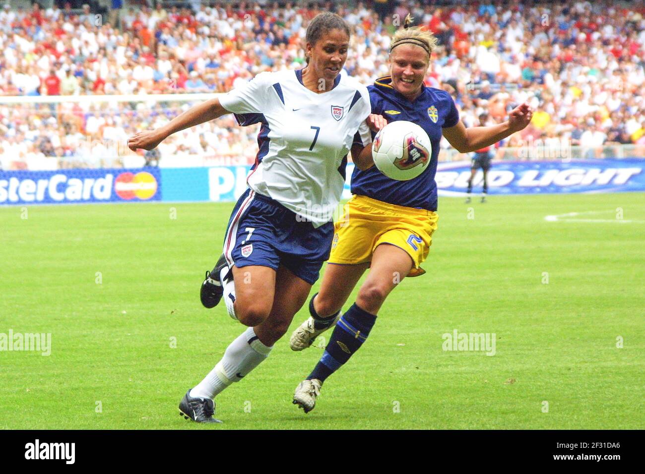 Shannon boxx hi-res stock photography and images - Alamy