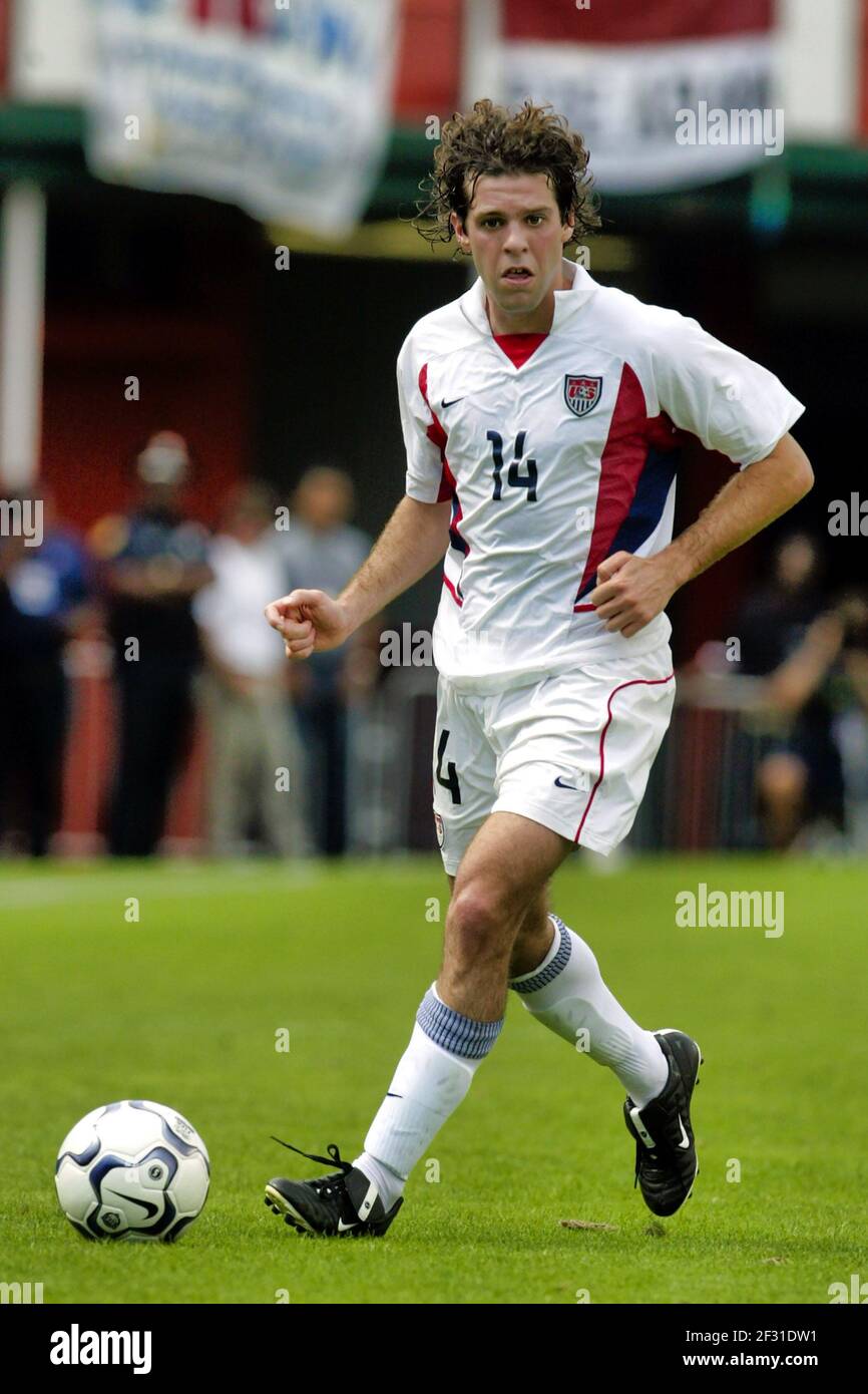Orange bowl soccer hi-res stock photography and images - Alamy