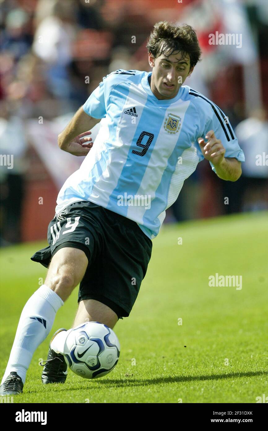 Diego milito hi-res stock photography and images - Alamy