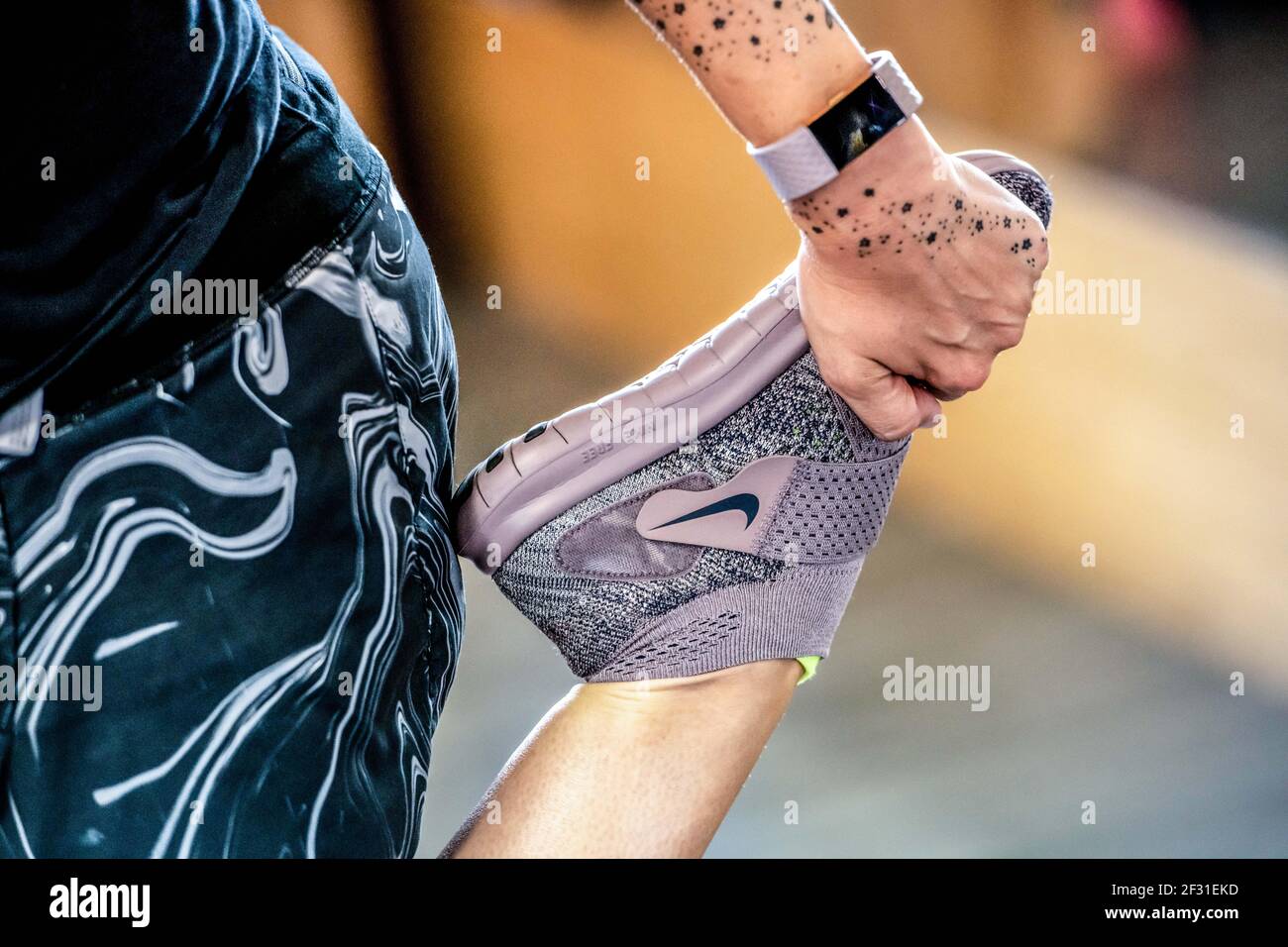 Gym user hi-res stock photography and images - Alamy