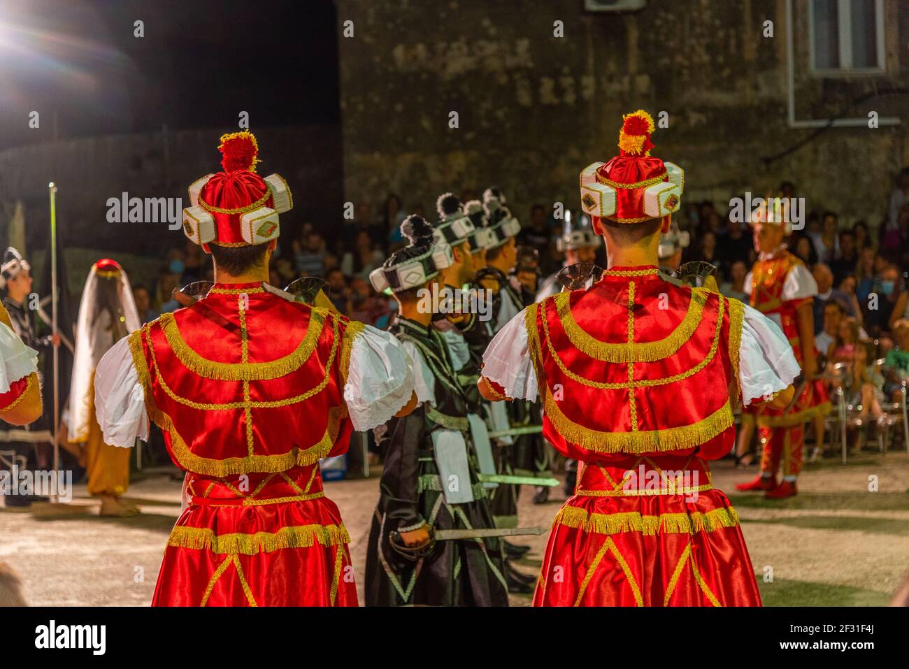 Croatian dance hi-res stock photography and images - Alamy