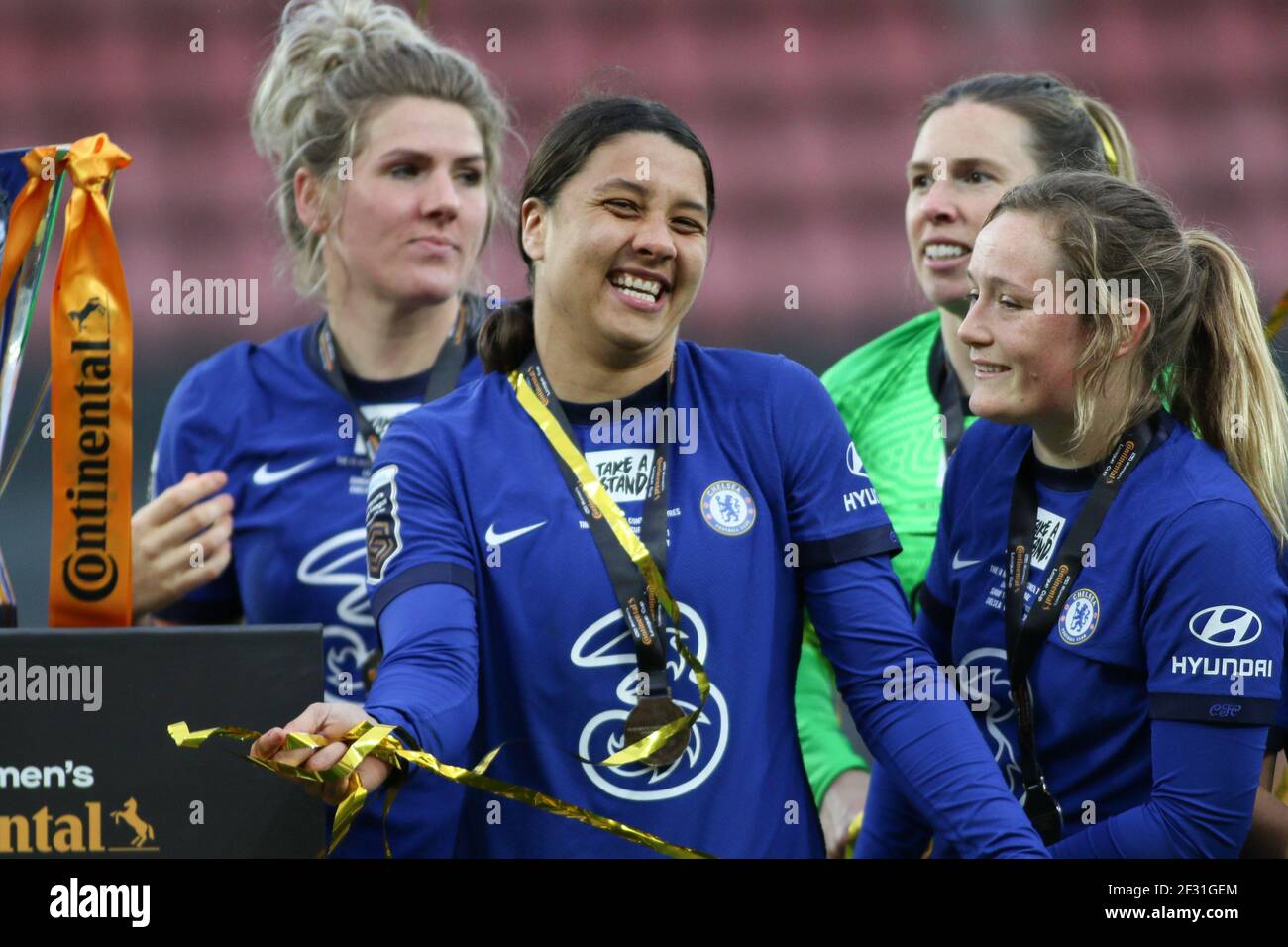 Erin cuthbert sam kerr hi-res stock photography and images - Alamy