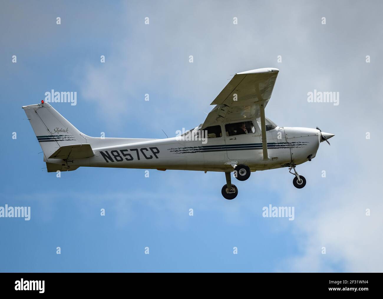 Single engine airplane hi-res stock photography and images - Alamy