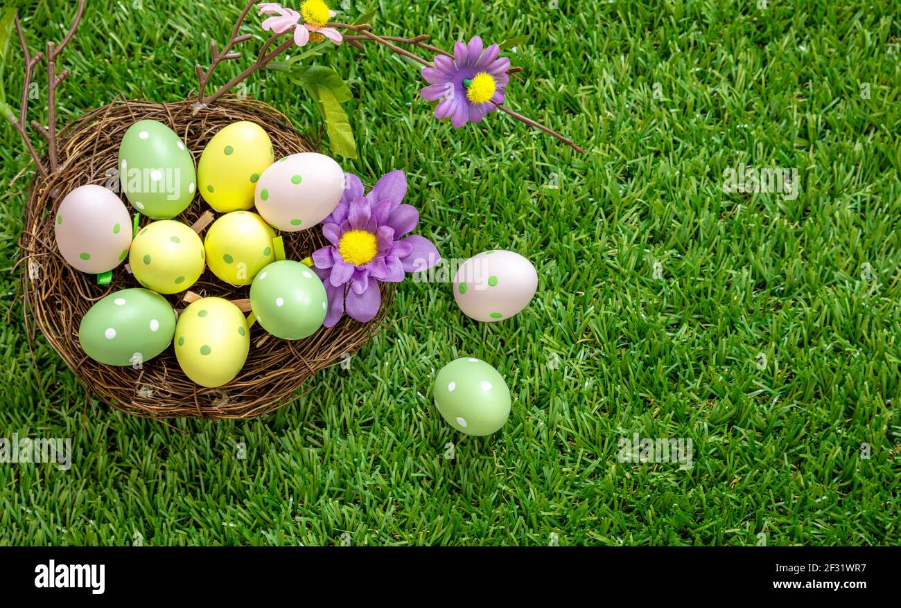 Happy Easter greeting card. Christian religion holiday celebration and ...