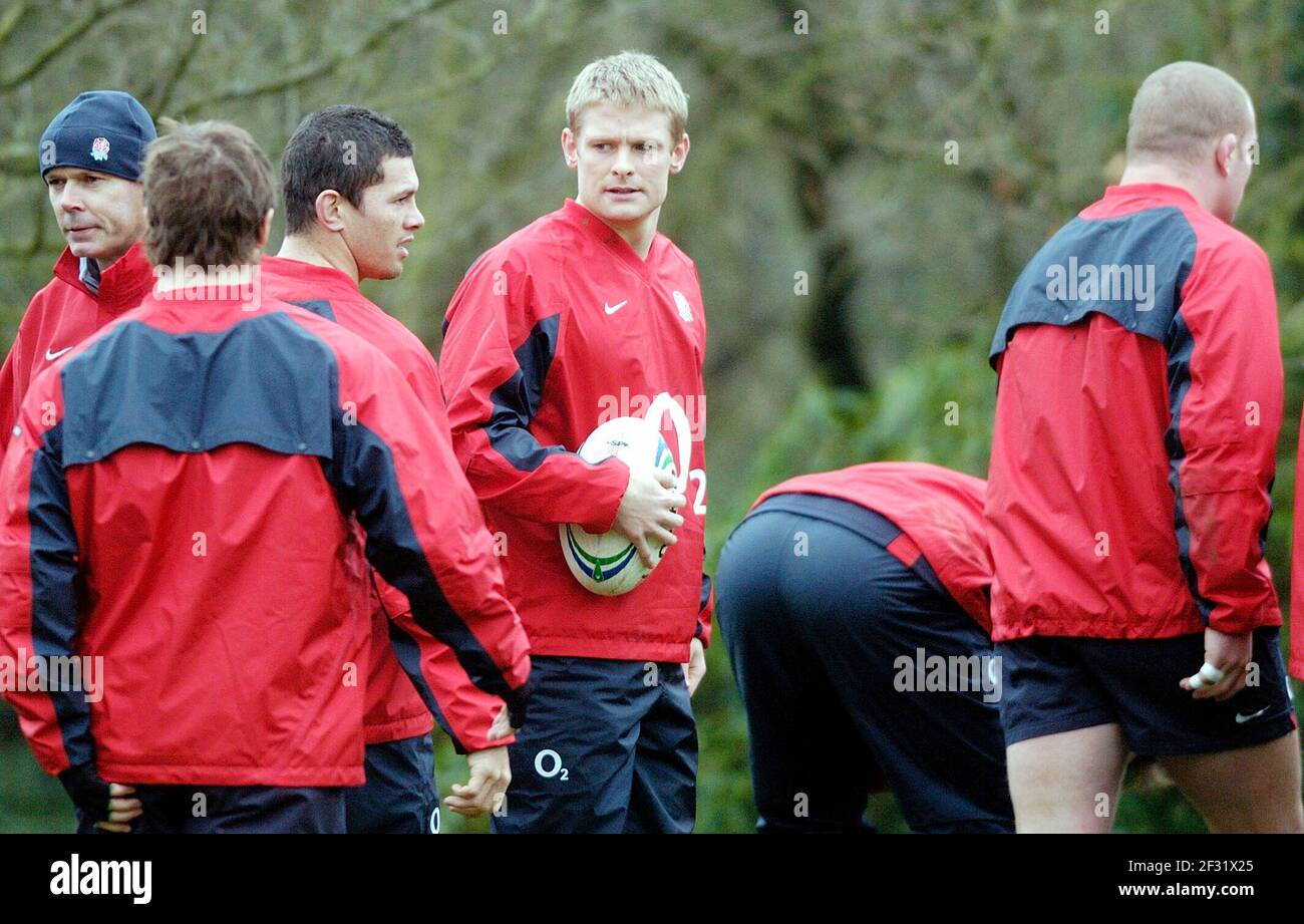 RUGBY 12/2/2004 ENGLAND TRAINING AT PENNY HILL PARK HOTEL FOR THEIR ...