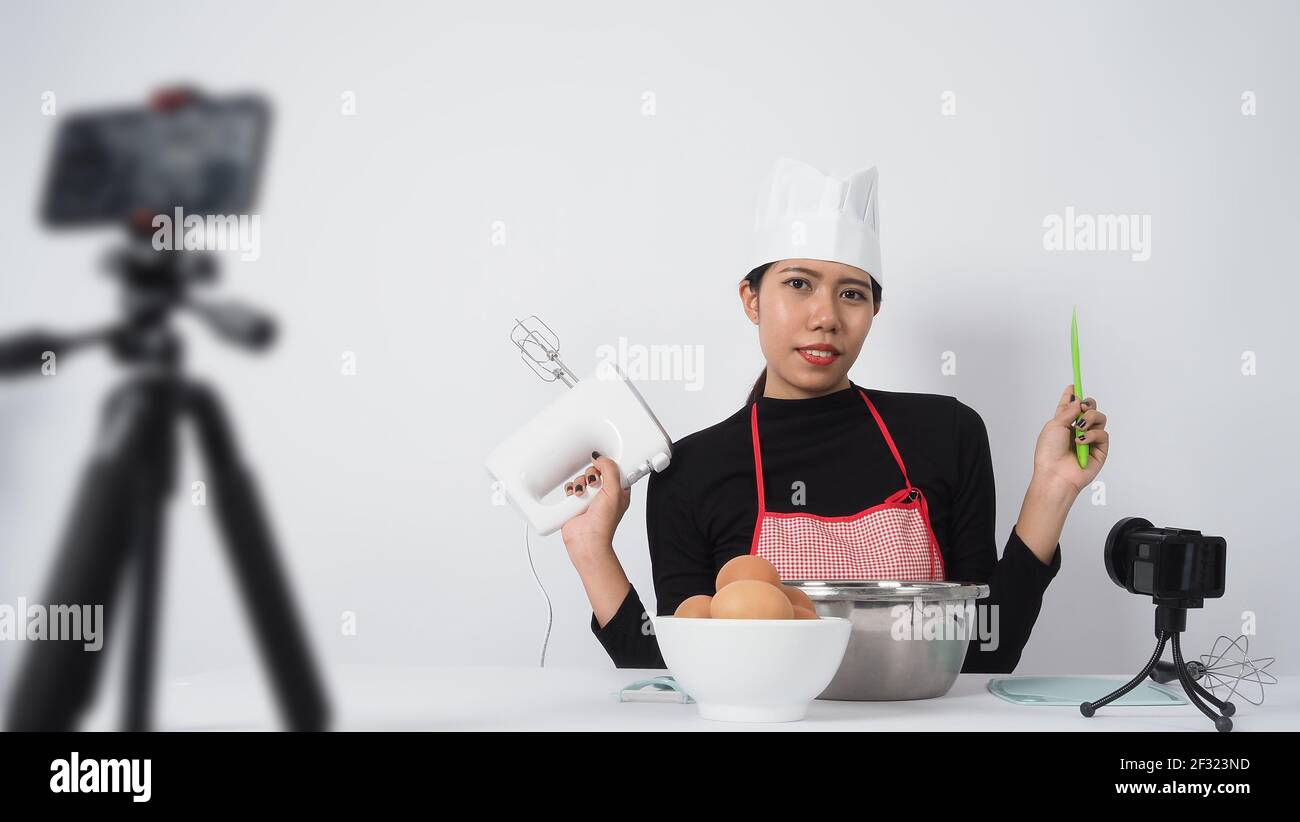 Food blogger streaming live. Online food instructor woman chef. Cooking ...