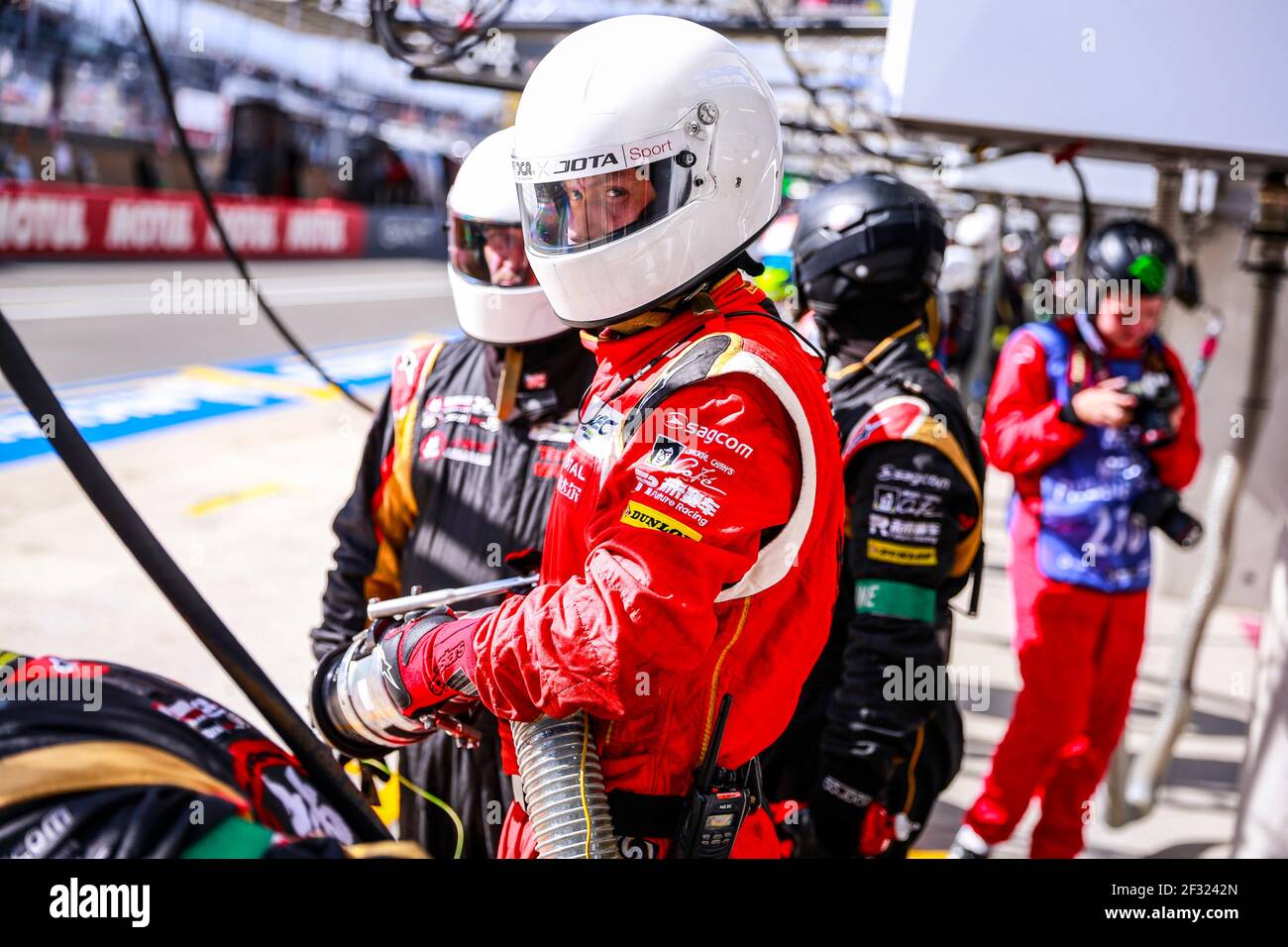 Team Jackie Chan DC racing mechanics during the 2019 Le Mans 24 hours ...