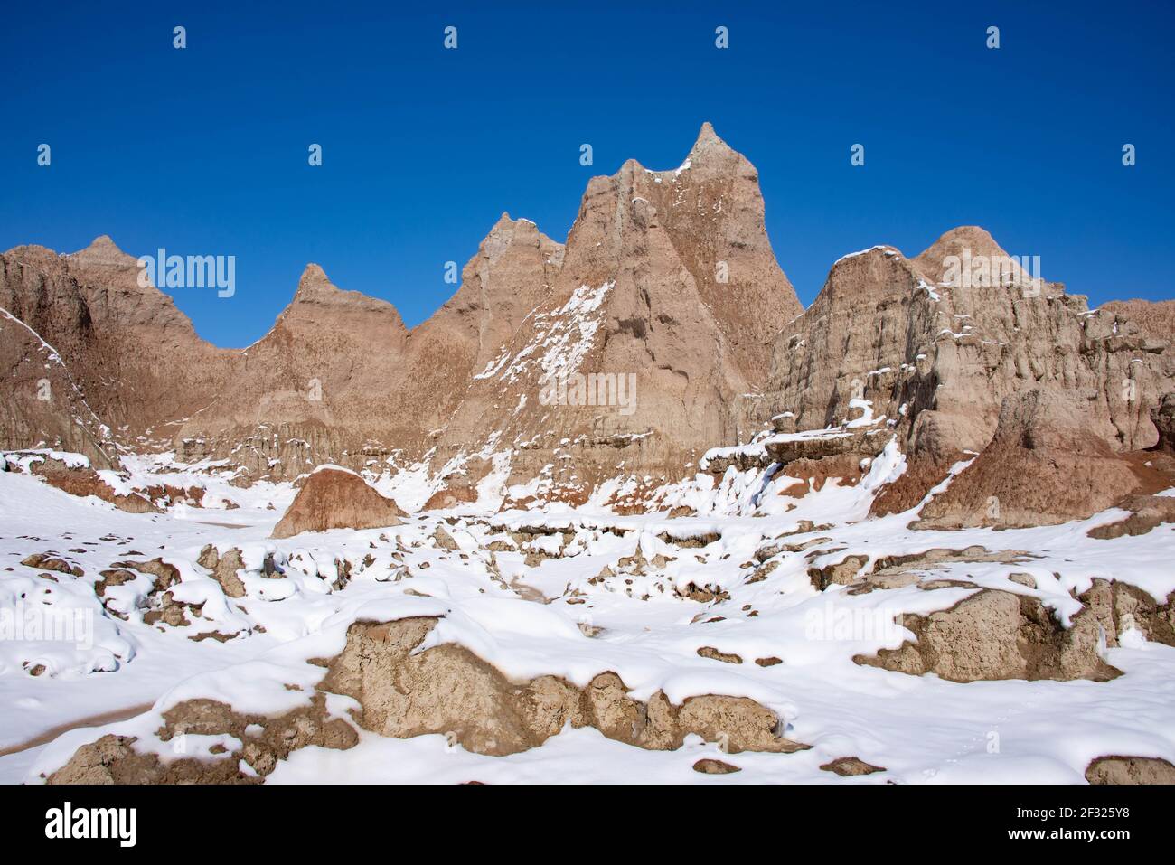 Badlands National Park in winter, South Dakota, U. S. A Stock Photo - Alamy