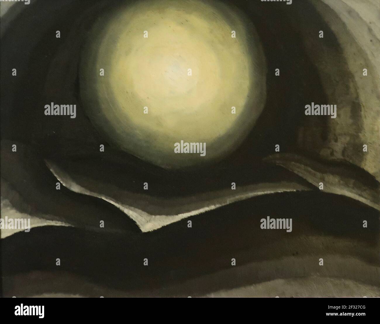 Arthur dove moon hi-res stock photography and images - Alamy