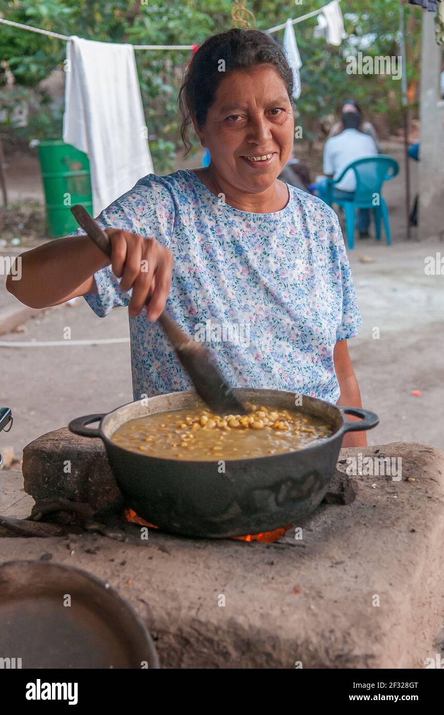 Nicaraguan farm family hi-res stock photography and images - Alamy