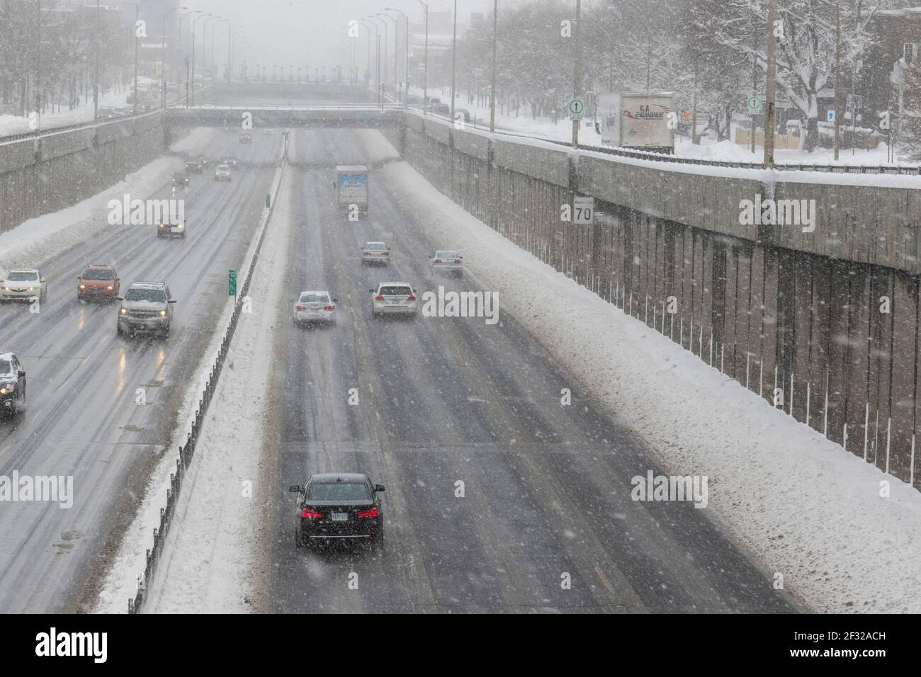 traffic on highway 15, Decarie Expressway, after snowstorm, March 2017 ...