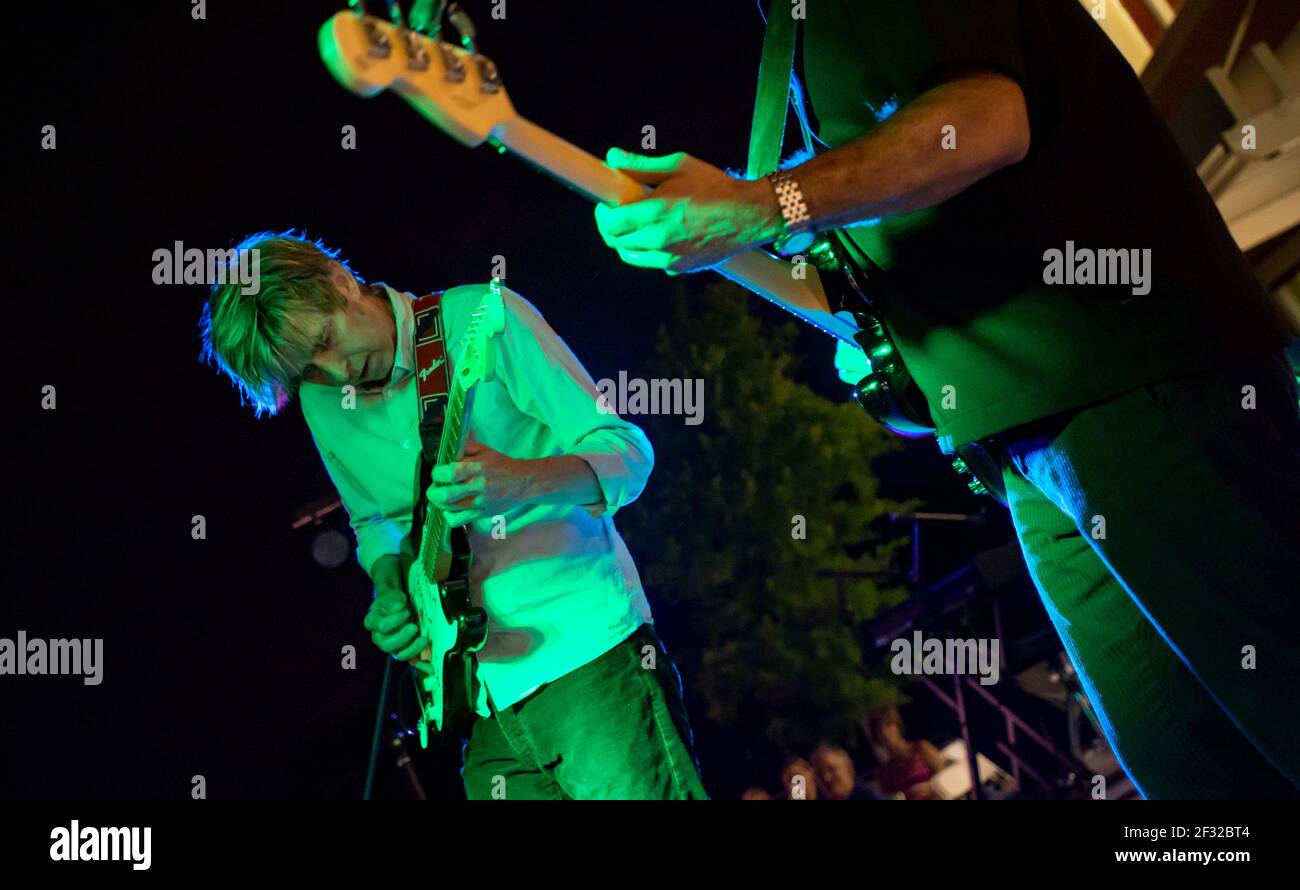 Eric johnson guitarist hi-res stock photography and images - Alamy