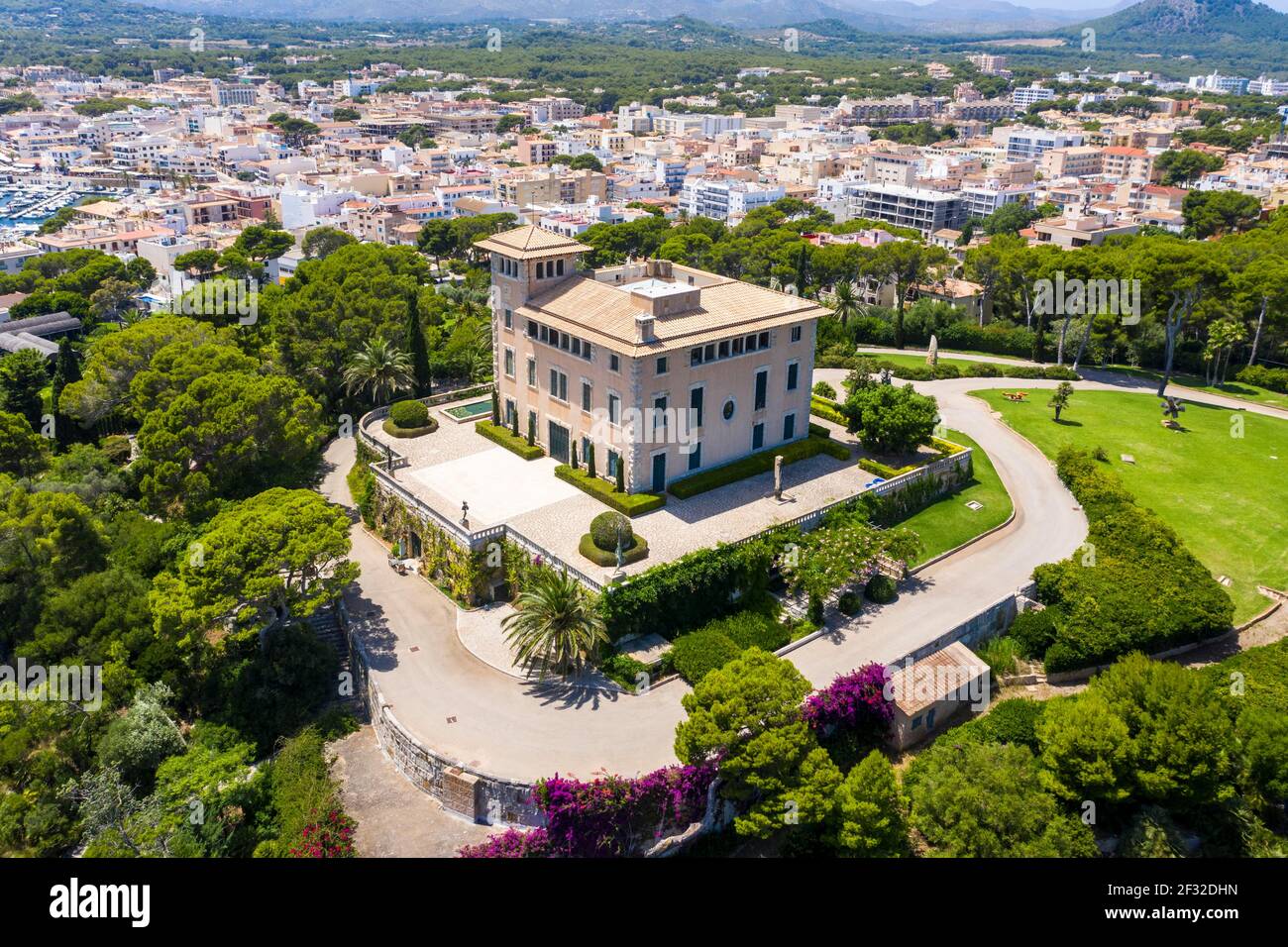 Aerial view, Villa March, Sa Torre Cega palace, Cala Gat, Cala Ratjada ...
