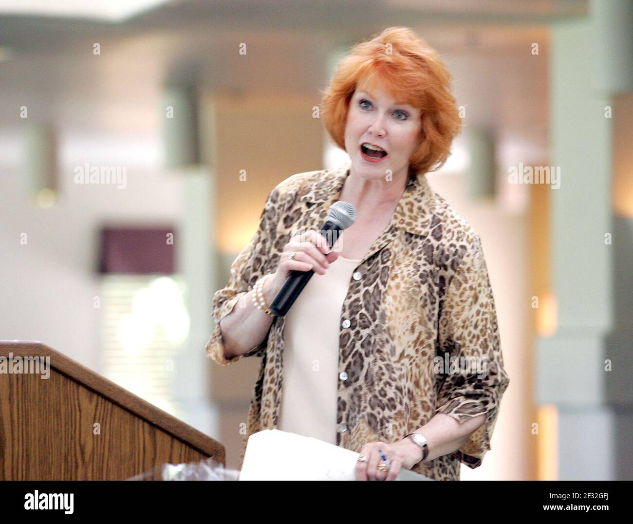 1 stephanie edwards hi-res stock photography and images - Alamy