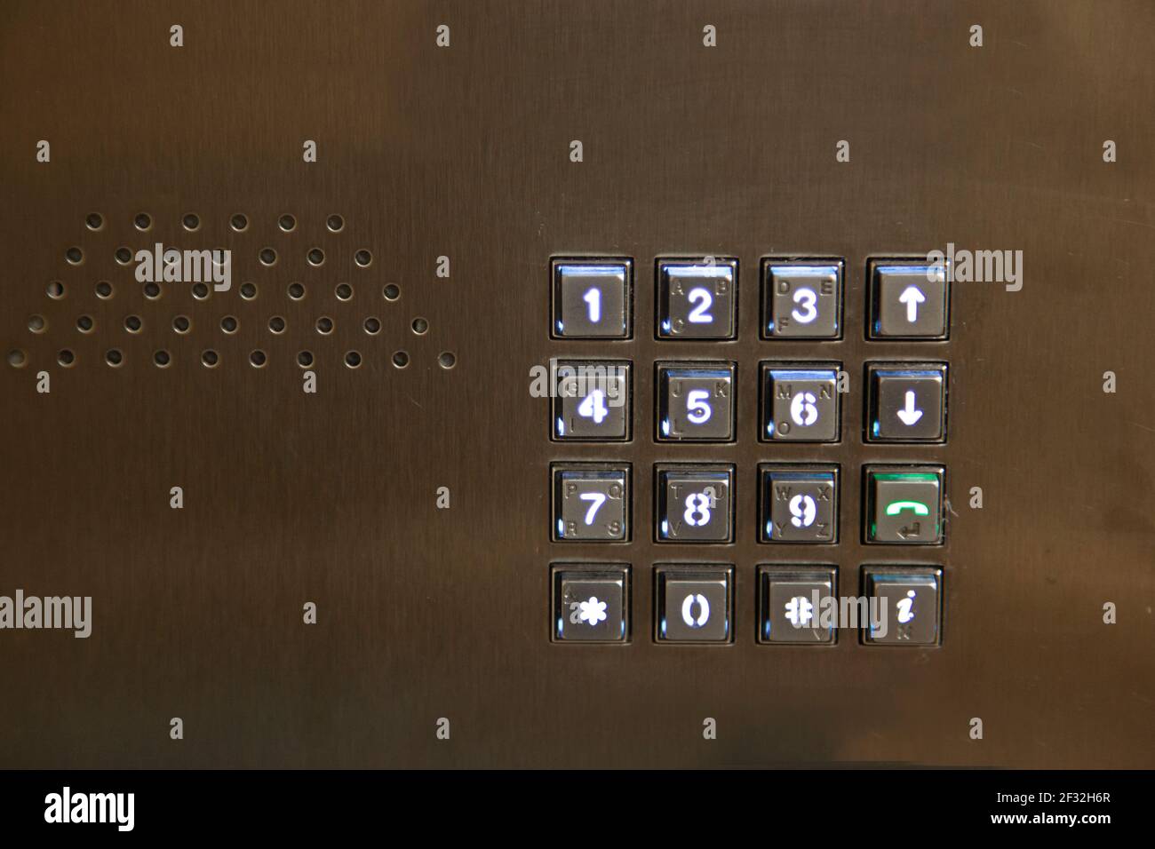 Speaker pin hi-res stock photography and images - Alamy