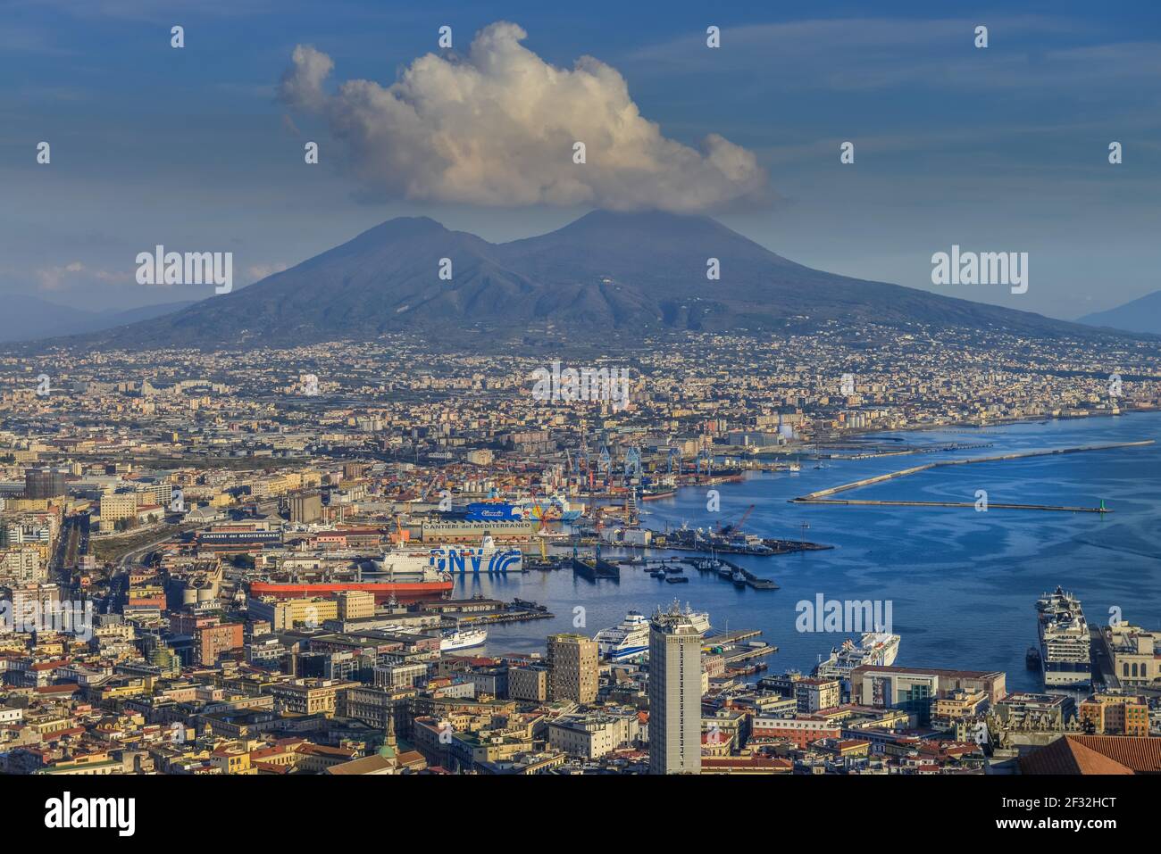Vesuvius national park hi-res stock photography and images - Alamy