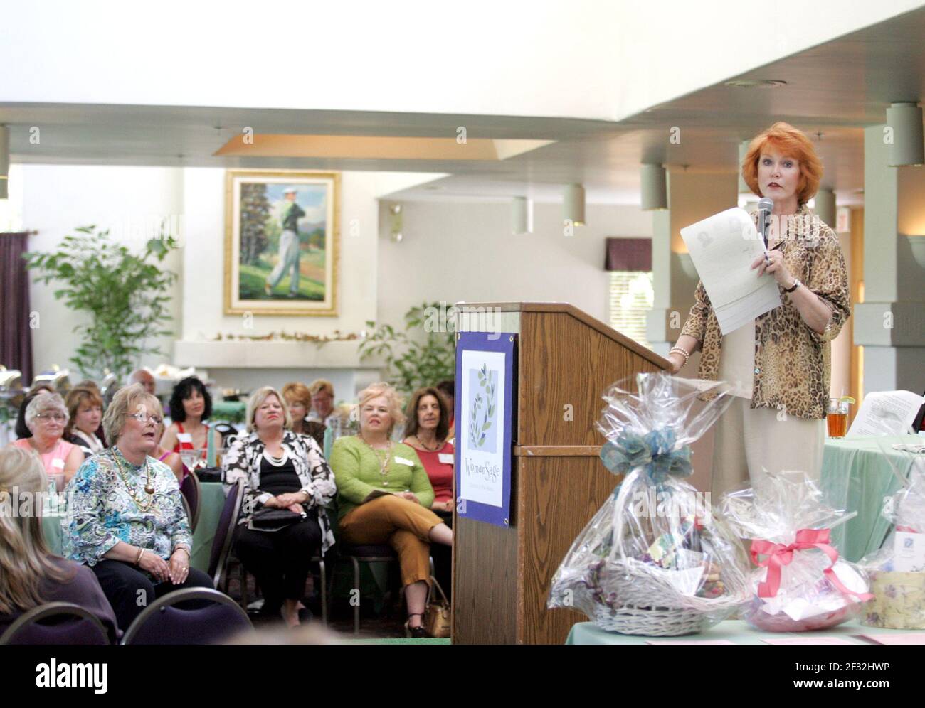 Stephanie edwards hi-res stock photography and images - Alamy