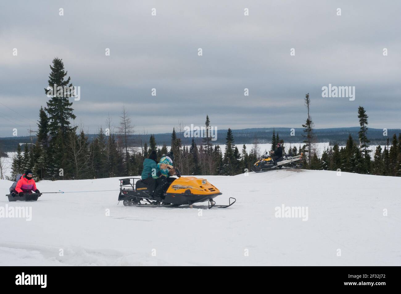 Indigenous people canada activity hi-res stock photography and images ...