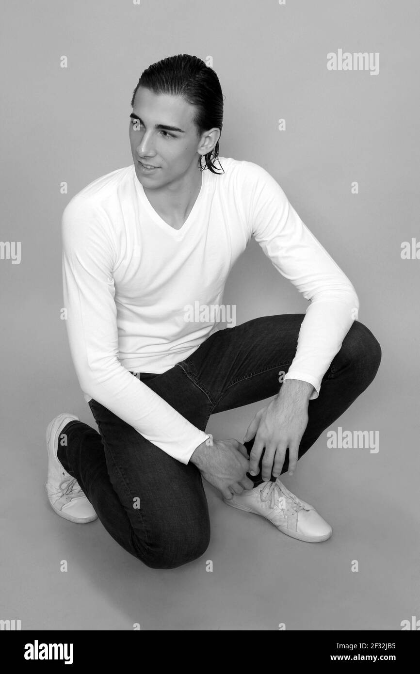 Portrait handsome bearded confident athlete Black and White Stock ...