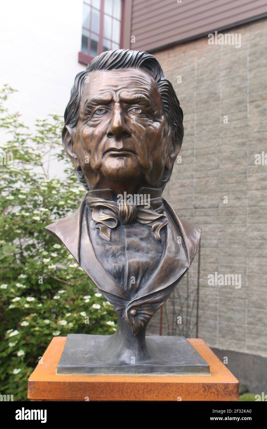 William H. Seward bronze bust in Seward, Alaska Stock Photo - Alamy