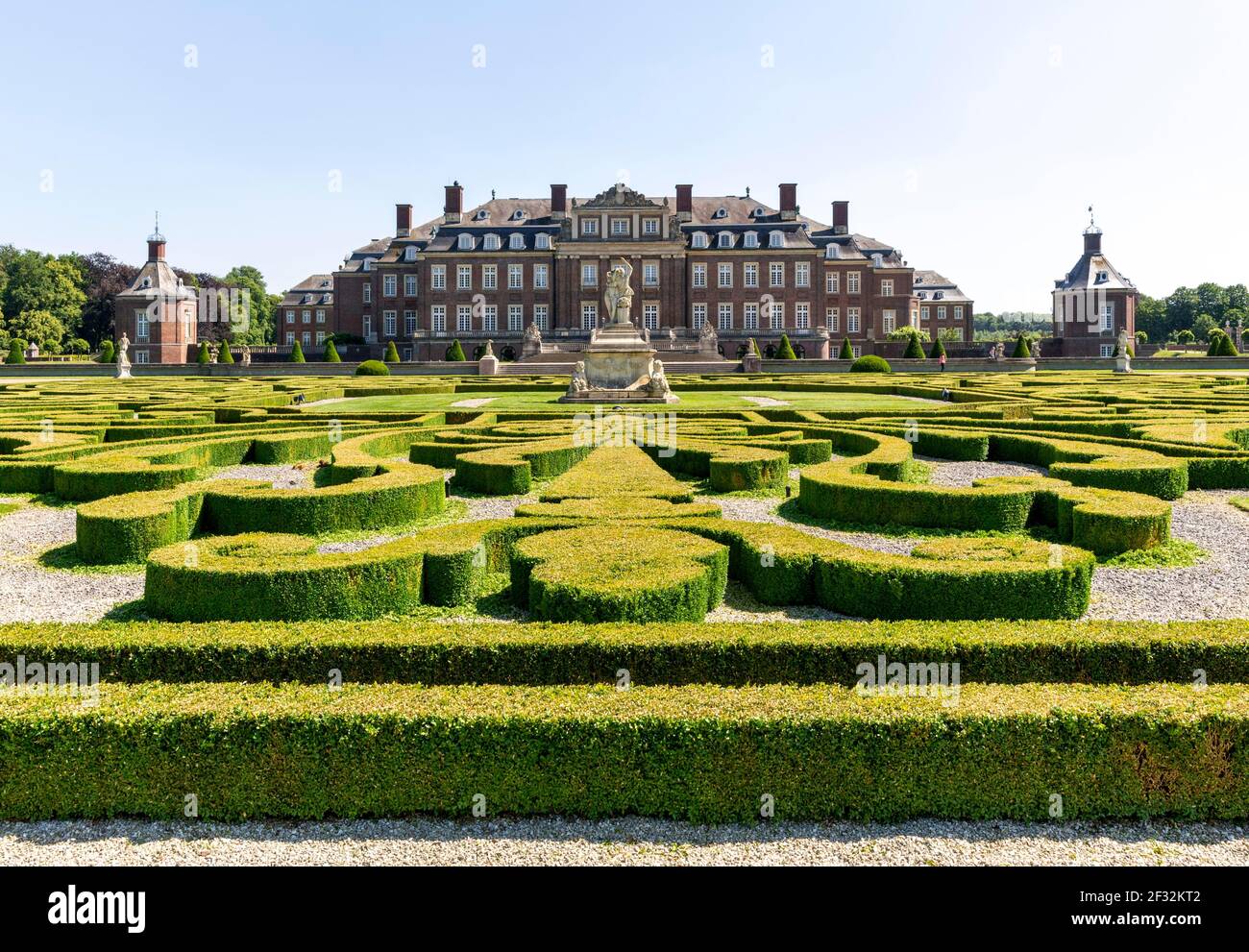 Nordkirchen Castle from 1734, baroque castle, main building, baroque ...