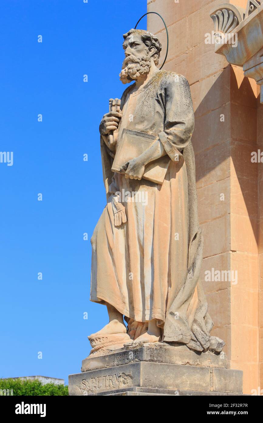 Statue of Saint Peter at the entrance of the Sanctuary Basilica of the ...