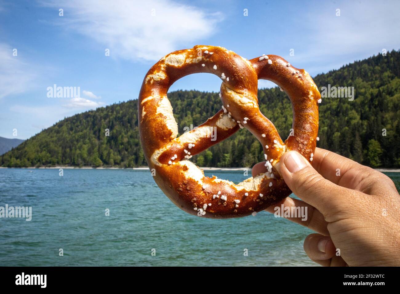 Pretzel slice hi-res stock photography and images - Alamy