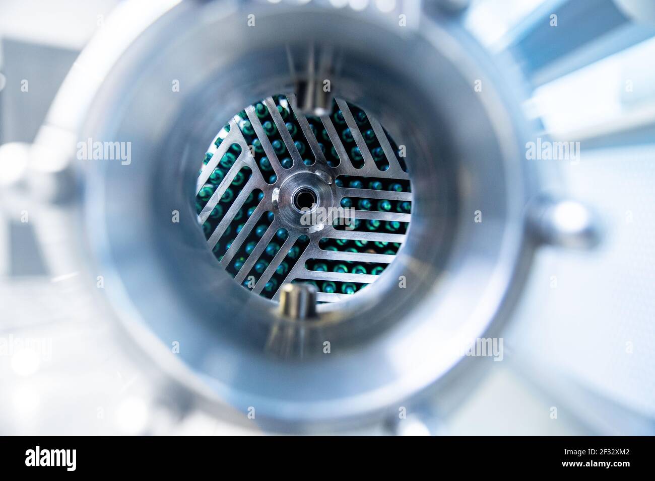 Fragment fuel uranium rod element of nuclear reactor water Stock Photo ...