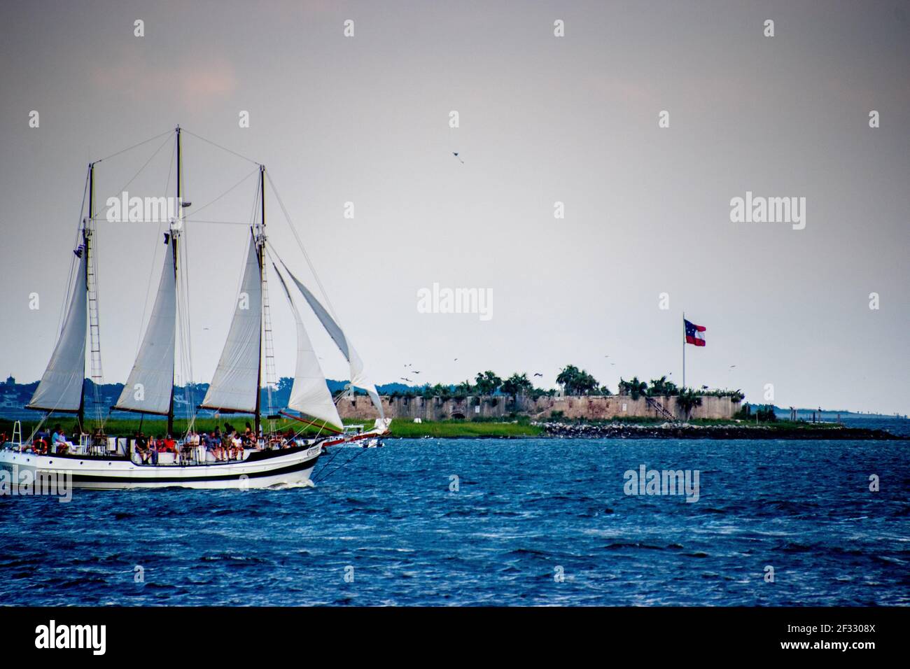 Castle pinckney hi-res stock photography and images - Alamy