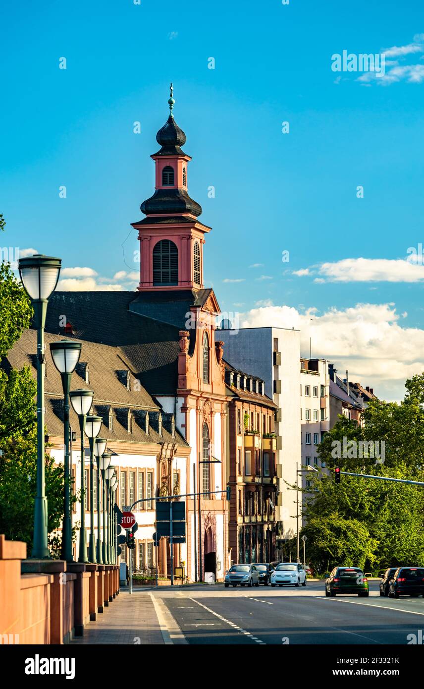 Chapel street bridge across hi-res stock photography and images - Alamy