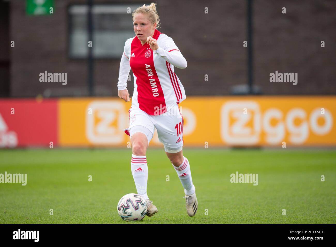 Linda bakker hi-res stock photography and images - Alamy