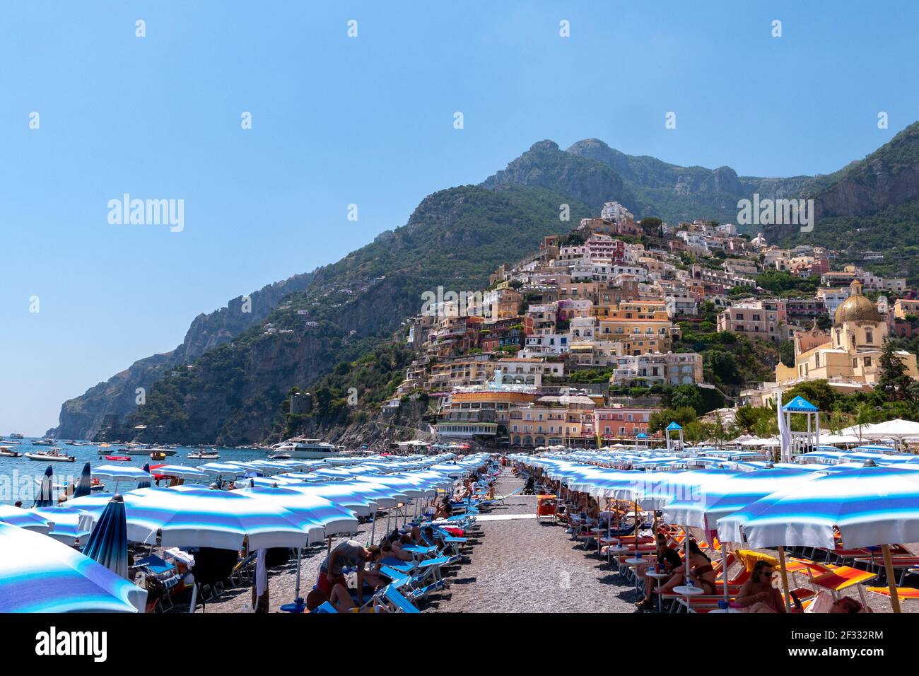 Positano beaches hi-res stock photography and images - Alamy