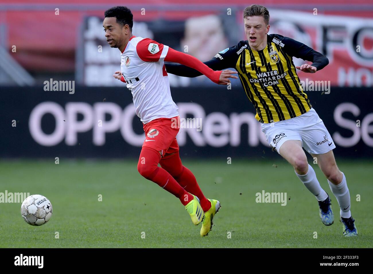 Urby emanuelson of fc utrecht hi-res stock photography and images - Alamy