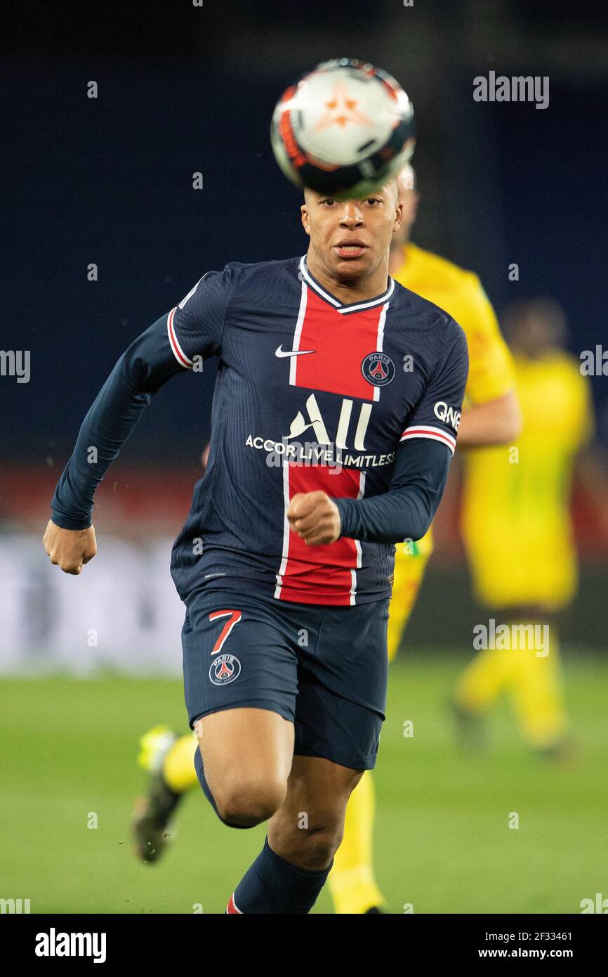 Kylian MBappe of PSG in action during the Ligue 1 match between Paris ...