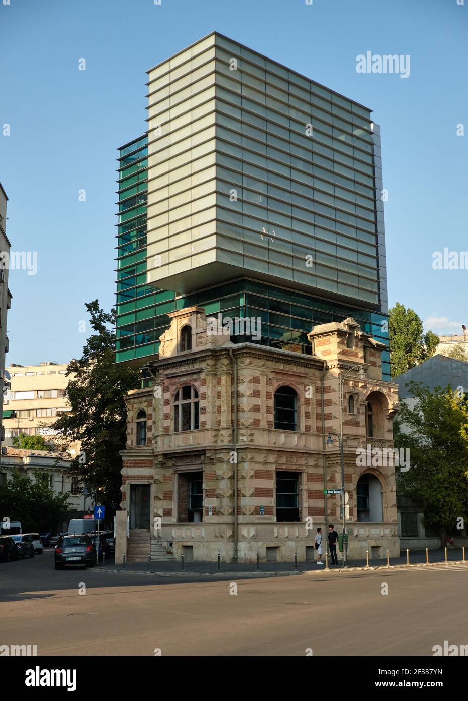 Paucescu building hi-res stock photography and images - Alamy