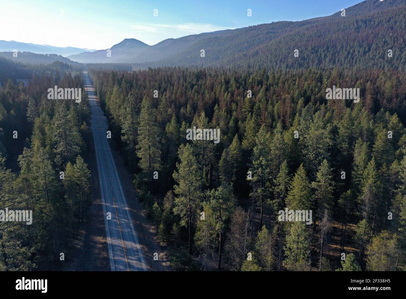 Us 2 highway hi-res stock photography and images - Alamy