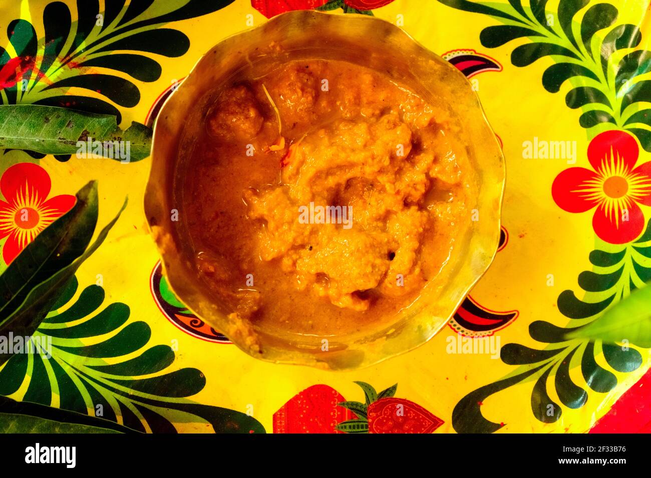 White turmeric leaves hi-res stock photography and images - Alamy