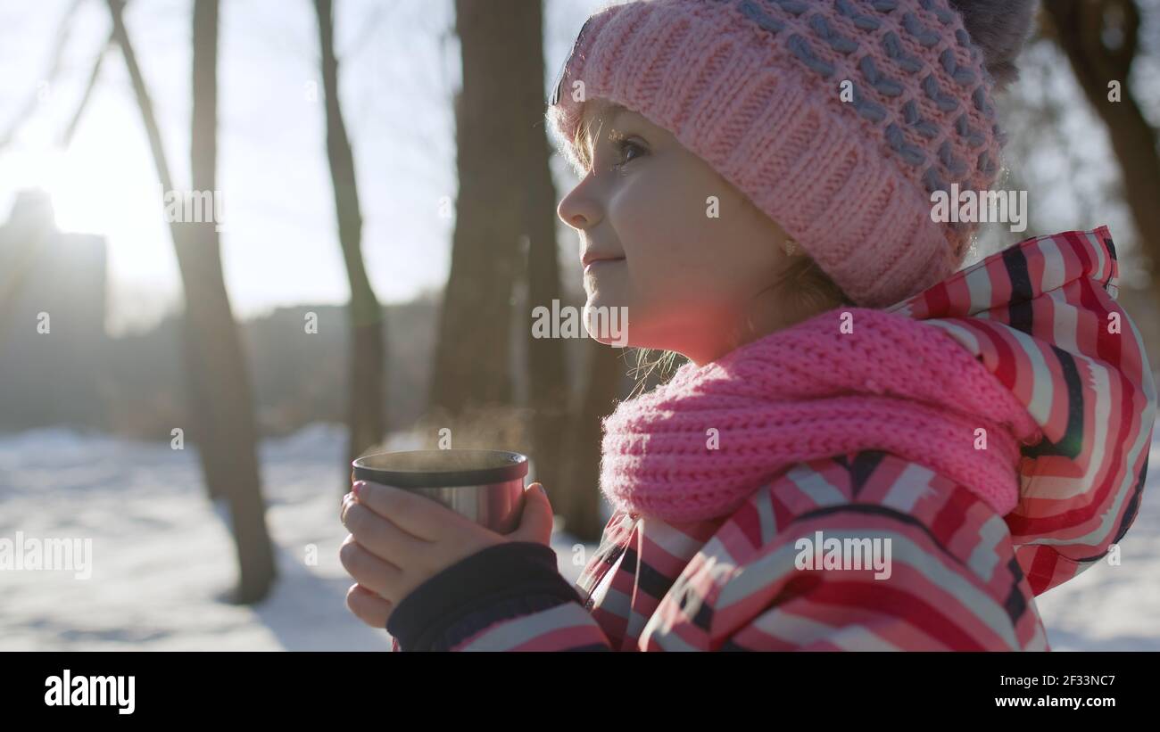 Kid ice tea hi-res stock photography and images - Alamy