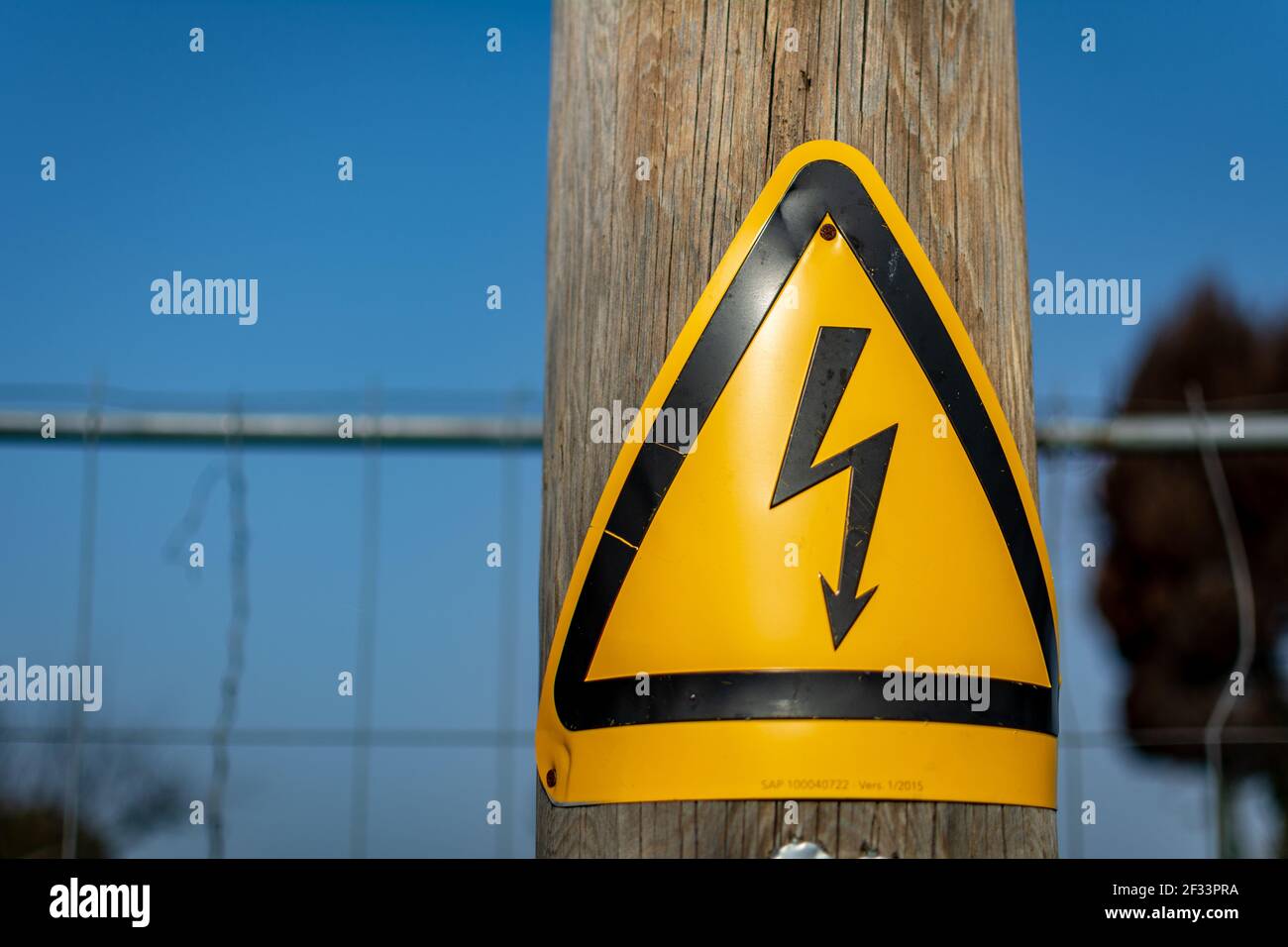 Electrocution High Resolution Stock Photography and Images - Alamy