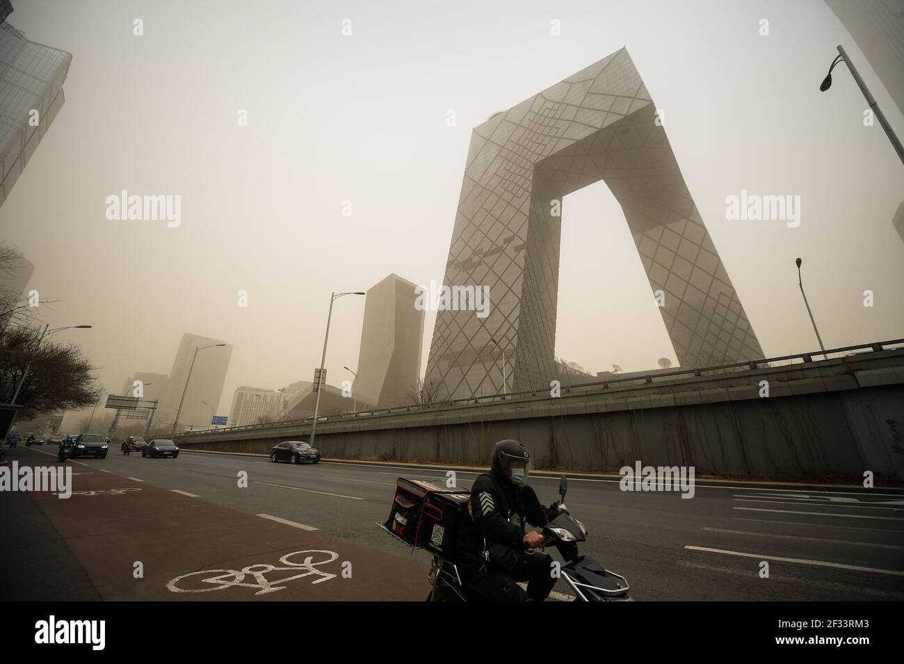 Dust and sandstorms hi-res stock photography and images - Alamy