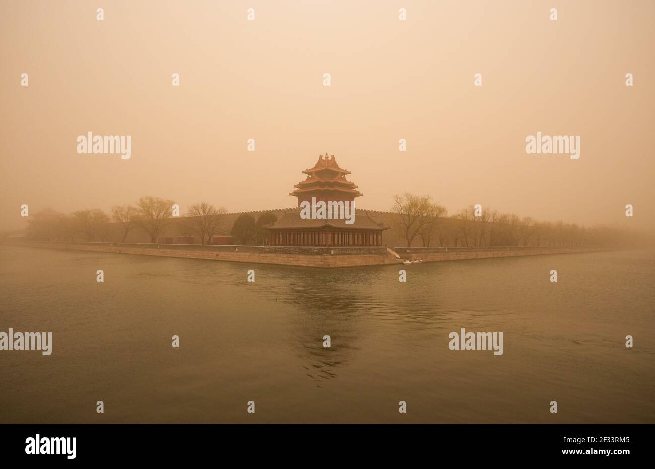 Dust and sandstorms hi-res stock photography and images - Alamy