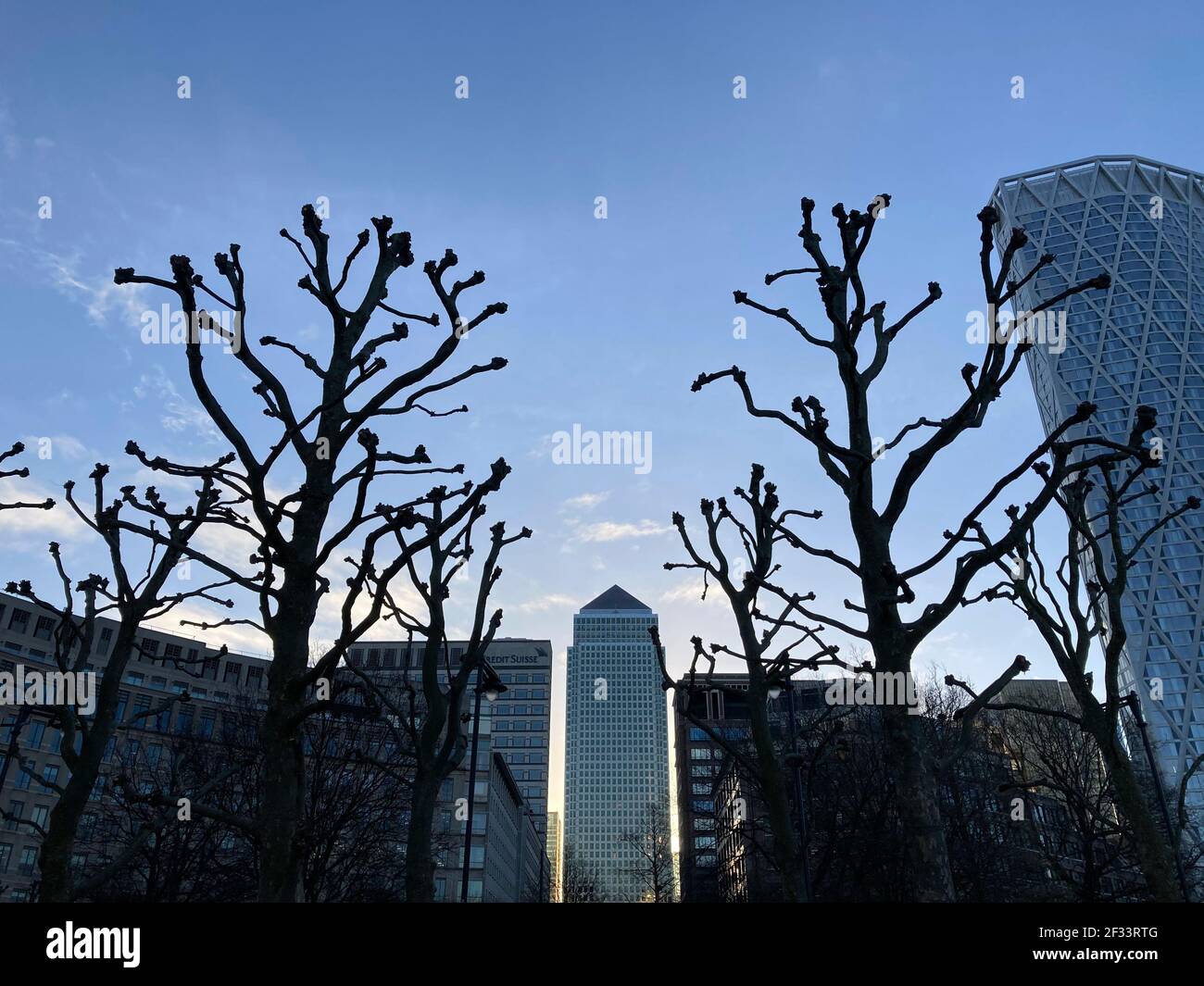 Canary wharf london e14 hi-res stock photography and images - Alamy