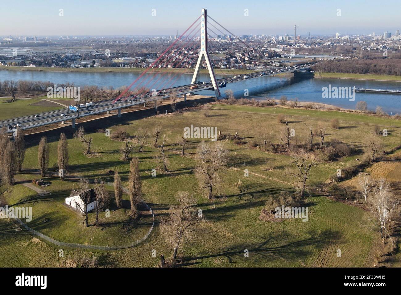 Flehe bridge dusseldorf germany hi-res stock photography and images - Alamy