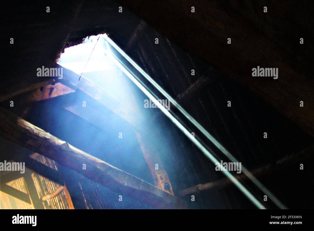 Light rays through roof hi-res stock photography and images - Alamy