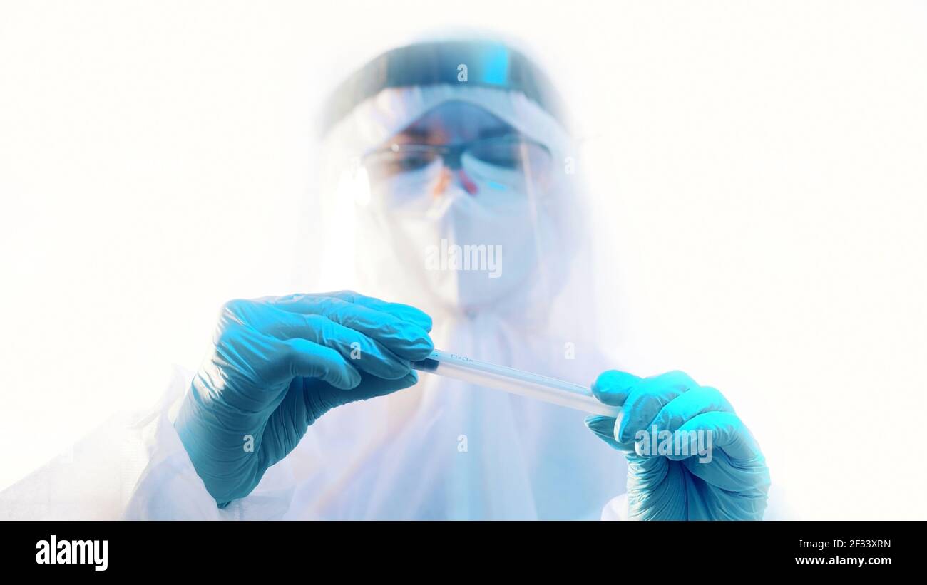 Laboratory technitian hi-res stock photography and images - Alamy